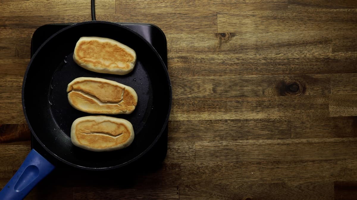 Receta de pan en sartén - Comedera - Recetas, tips y consejos para ...