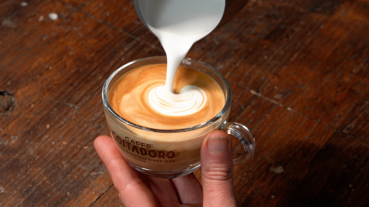 Cómo hacer el clásico capuccino italiano