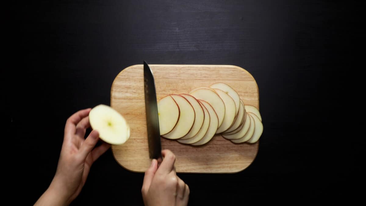 Cómo hacer chips de manzana paso a paso - Comedera - Recetas, tips y ...