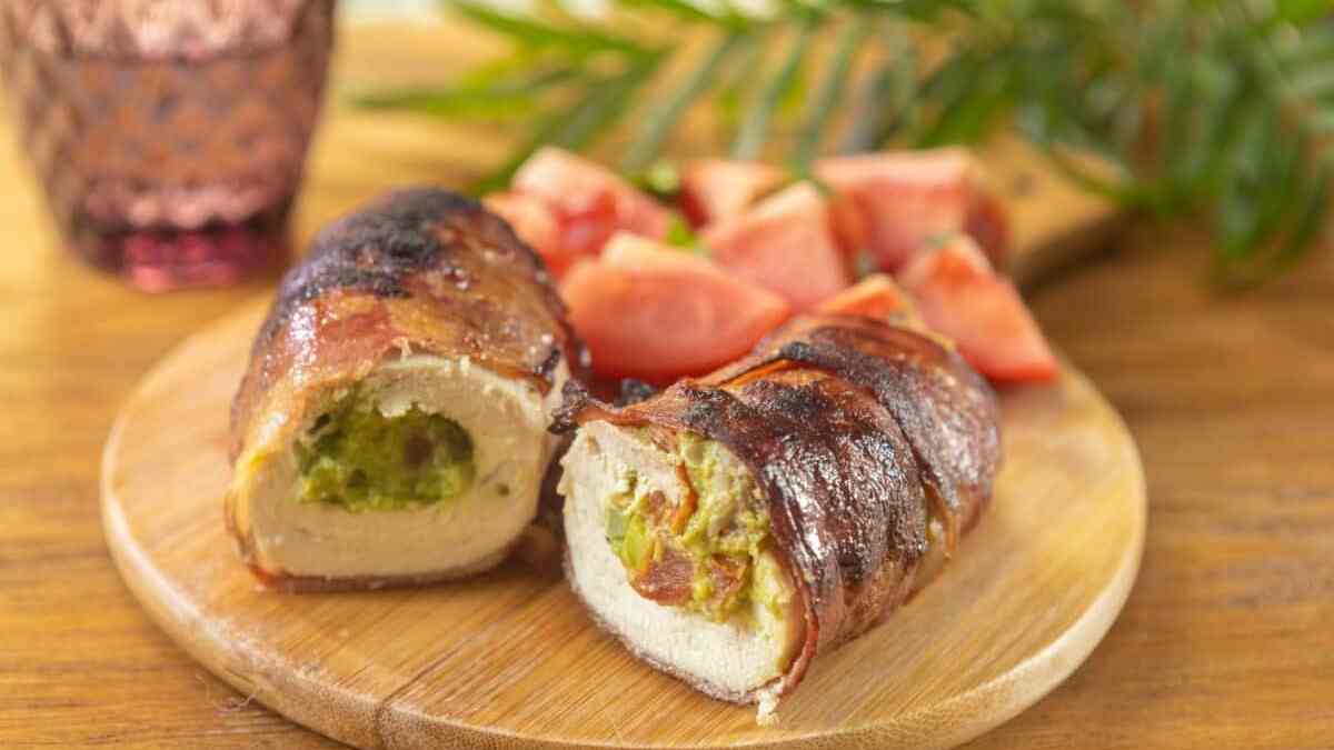 Pechuga de pollo rellena de guacamole, cremosa y crocante - Comedera ...
