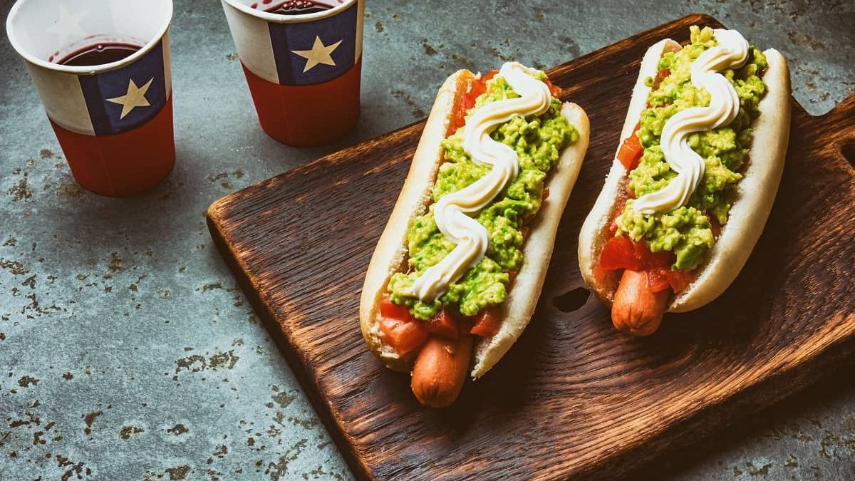Cómo hacer el auténtico completo chileno - Comedera - Recetas, tips y ...