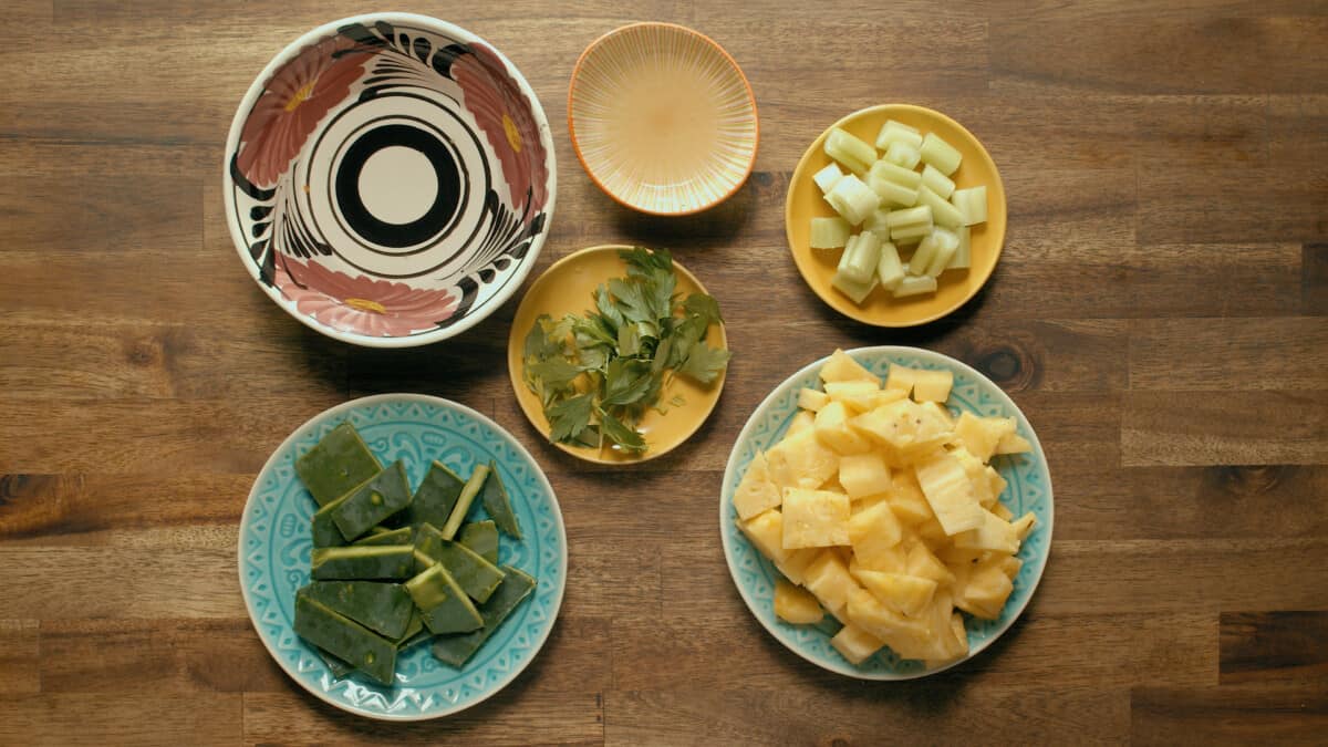 Cómo hacer licuado de nopal y piña - Comedera - Recetas, tips y ...