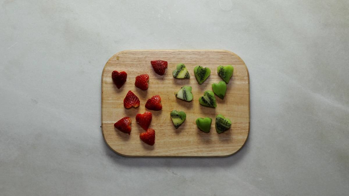 Haz esta ensalada de frutas para una cena romántica - Comedera ...
