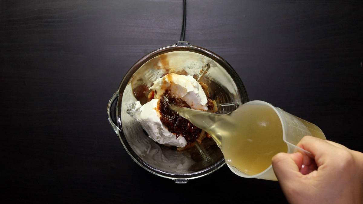 Cómo hacer crema de nuez y chipotle - Comedera - Recetas, tips y ...