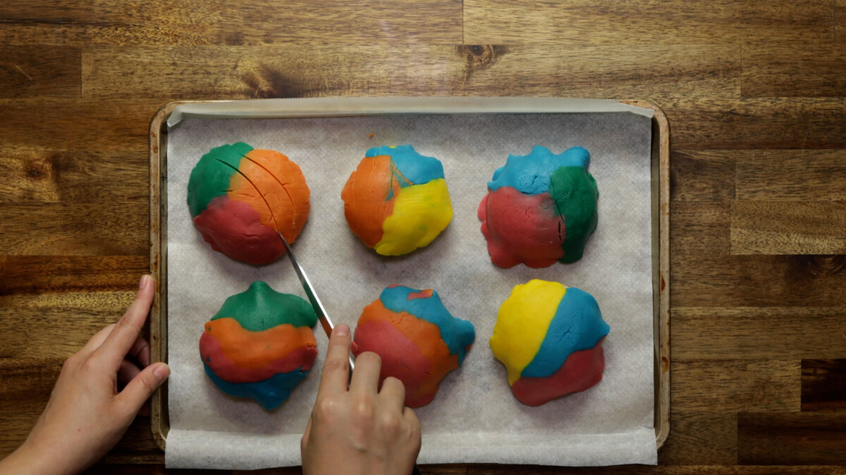 Prepara paso a paso unas conchas rellenas de frutos rojos