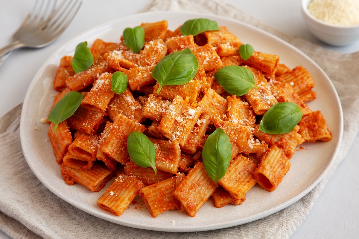 Rigatoni a la vodka en solo 30 minutos