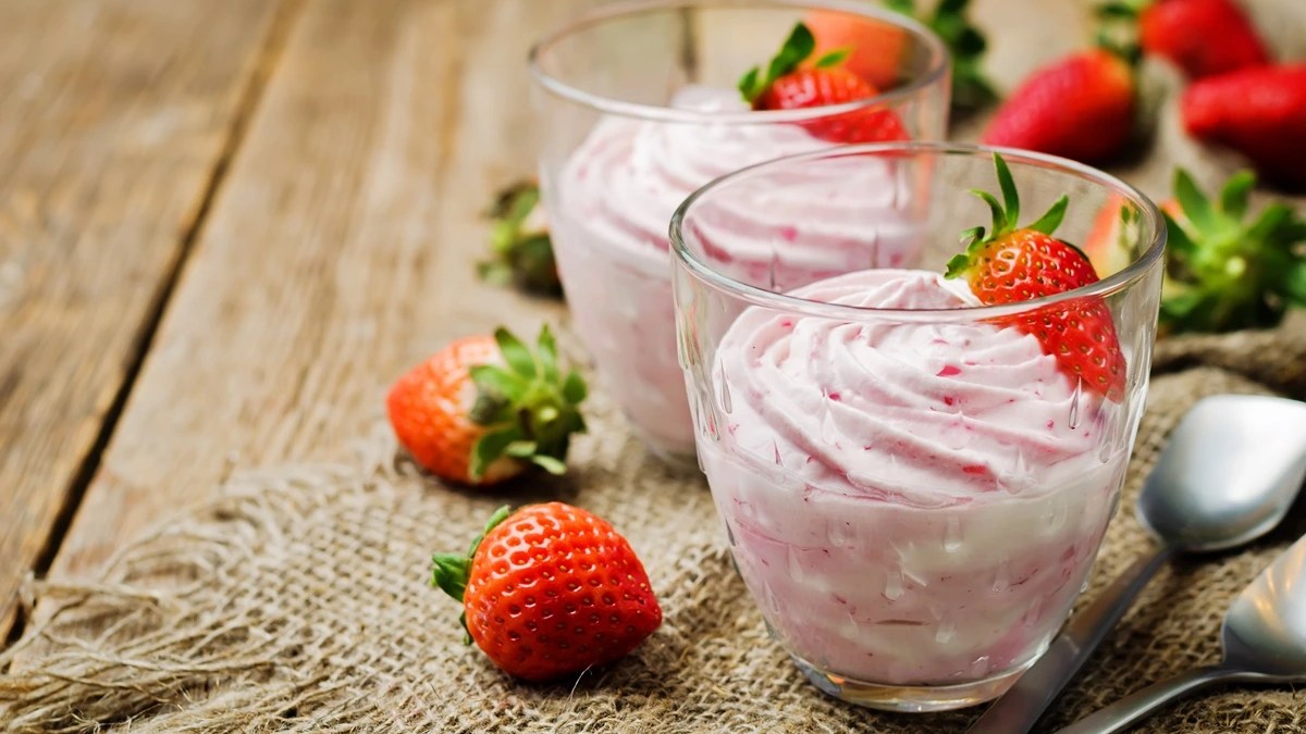 Receta de mousse de fresa y queso fresco